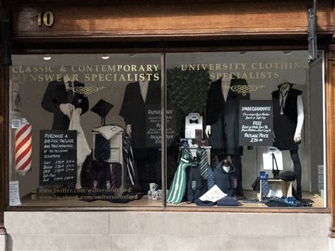 Scholar S Gown Hire Walters Of Oxford