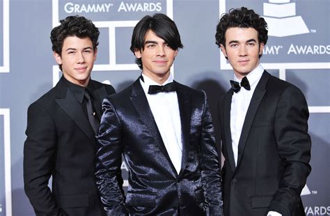 Jonas Brother Ages At Sheila Sparks Blog