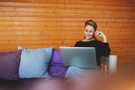 Скачать картинки Online Courses For Data Science стоковые фото Online