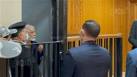تأجيل فض الأحراز في محاكمة بديع ومحمود عزت بـأحداث المنصة لـ21 نوفمبر