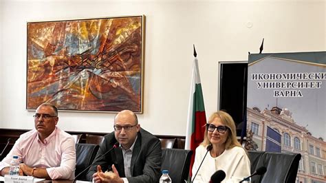 Министър Стойчева ИКТ секторът може да бъде водеща индустрия във Варна Новини бг