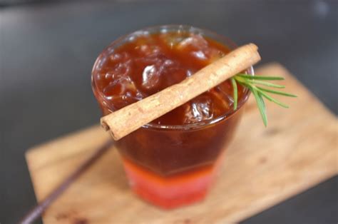 정물 음식과 음료 계절 및 휴일 개념 과일과 향신료가 있는 잔에 있는 여름 얼음 음료 가을에 대한 스톡 사진 및 기타 이미지 가을 건강한 생활방식 겨울 Istock