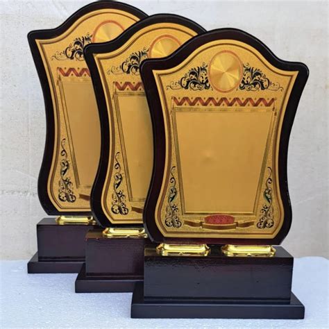 Shield Wooden Trophy Size 12 14 Inch At ₹ 599set In Moradabad Id