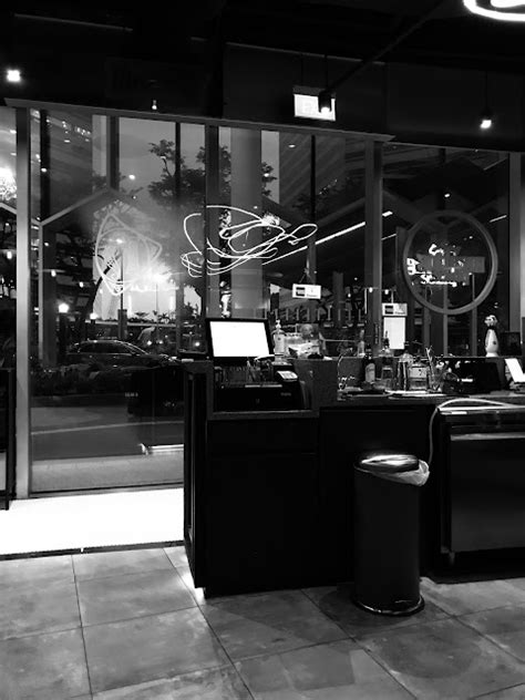 Small Potatoes Make The Steak Look Bigger Meating Place Duo Galleria