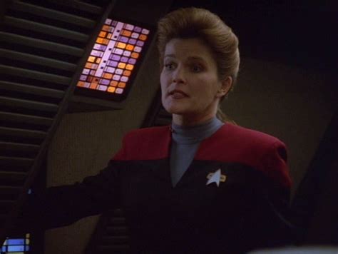 Screencaps Captain Janeway Image 17869645 Fanpop