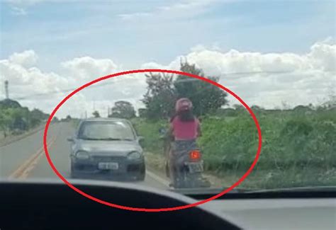 IMPRUDÊNCIA NO TRÂNSITO CONDUTOR É FLAGRADO ANDANDO EM MARCHA RÉ NA GO