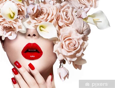 Carta Da Parati Vogue Modello Di Stile Volto Ragazza Con Le Rose Red Sexy Labbra E Unghie