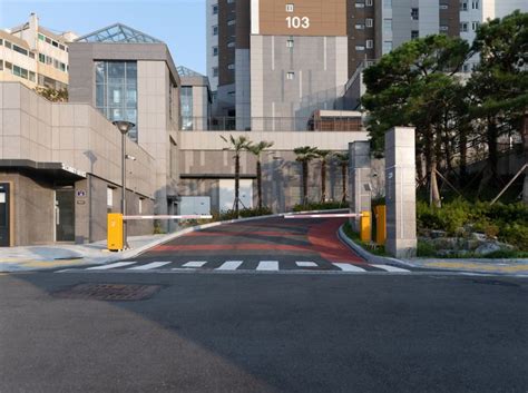 삼삼엠투 부산 사하구 괴정동 아파트 단기임대 안전하고쾌적한아파트