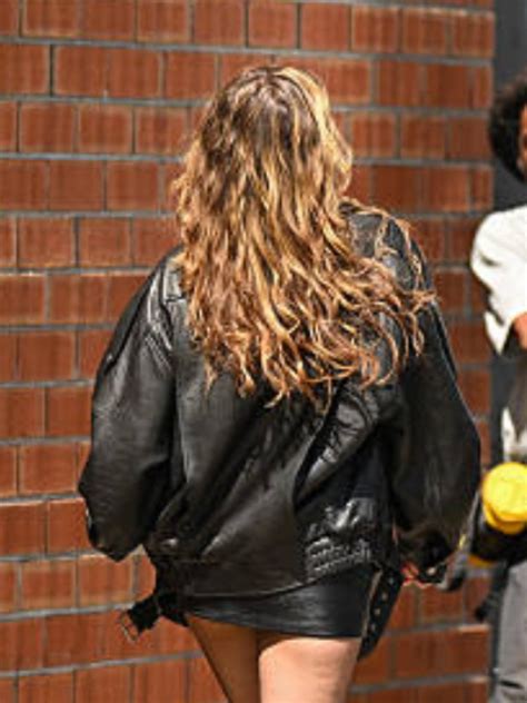 Ny Photoshoot Miley Cyrus Oversized Leather Jacket Paragon Jackets