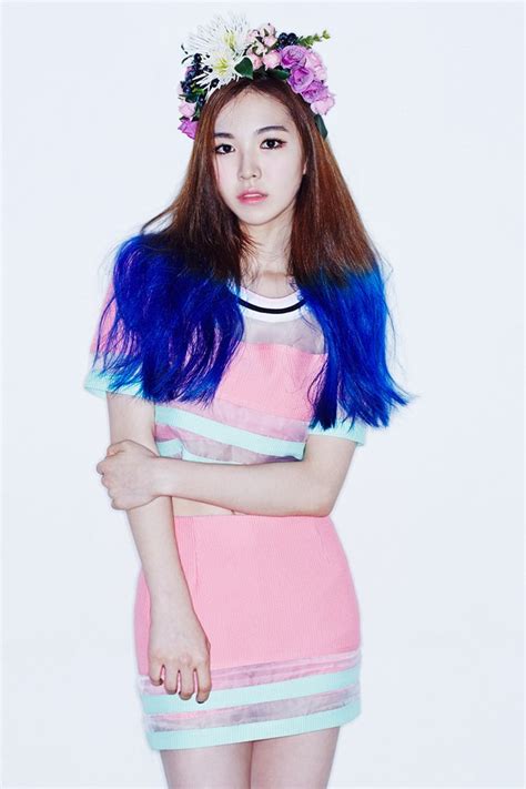 Gambar Foto Wendy Red Velvet Photoshoot Happiness Foto 2 Dari 35
