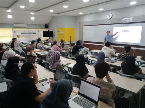 Guest Lecture State And Parameter Estimation Of Dynamical Systems Departemen Matematika