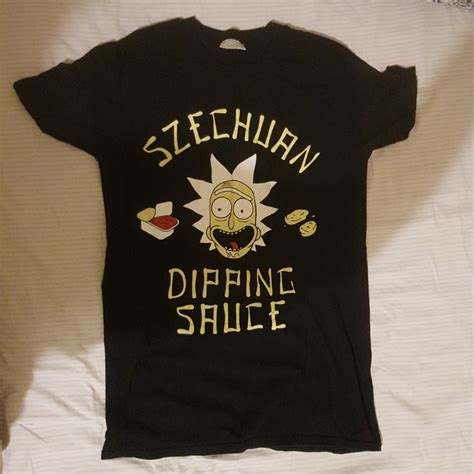 חולצת ריק ומורטי