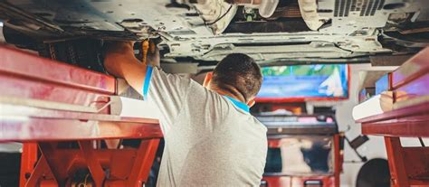 Mot Test Garages Pass One In 10 Cars That Should Fail Driving
