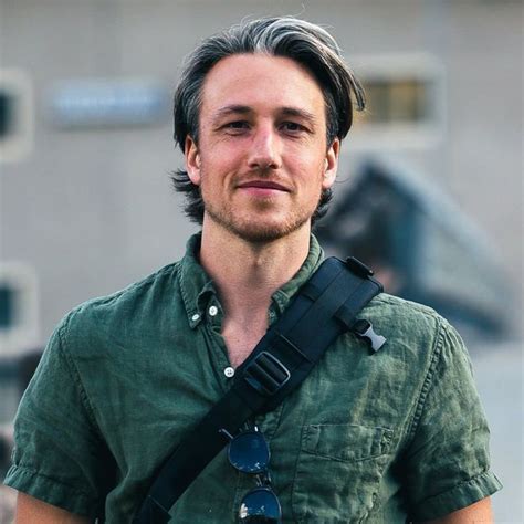 Stephen Decker Stephendecker • Threads Say More