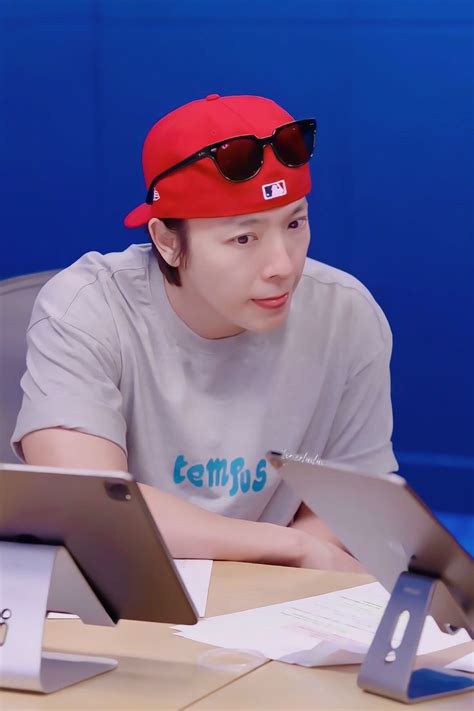 Pin On Lee Donghae
