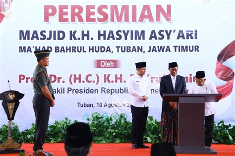 Dampingi Wapres RI Resmikan Masjid KH Hasyim Asy Ari Wagub Emil