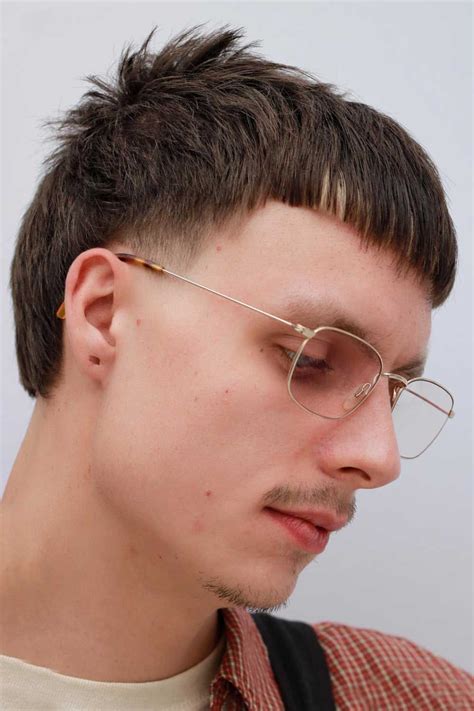 20 Rekomendasi Gaya Rambut Mullet Pendek Dan Stylish