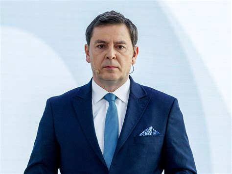 Michał Adamczyk Walczy Z Władzami Tvp Tv Republika Pokazała Materiał