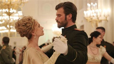Amor Entre Ricos En Tiempos De La Revolución Rusa La Novela Turca Que