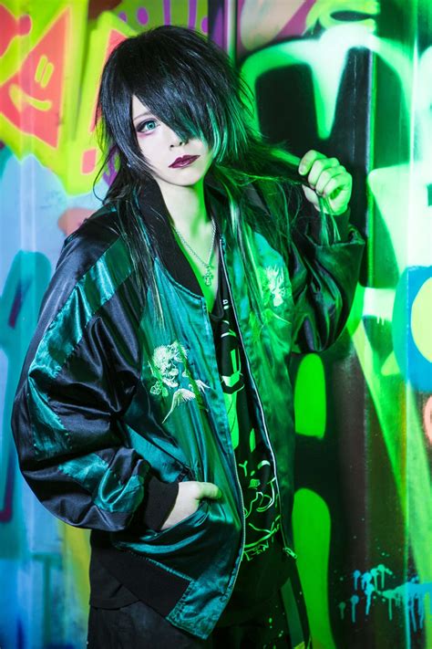Yori Profile よりのプロフィール Vkgy ブイケージ