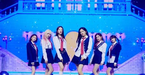 아이브 美 빌보드 26주 연속 차트인 올해 K팝 걸그룹 중 최장 기간