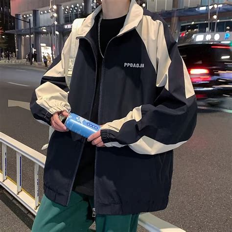 เสื้อแจ็กเก็ตกีฬา ทรงหลวม สีตัดกัน แฟชั่นฤดูใบไม้ร่วง สําหรับผู้ชาย และ