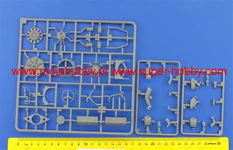 US Tank Repair Crew With Continental W 670 Engine MiniArt 35461