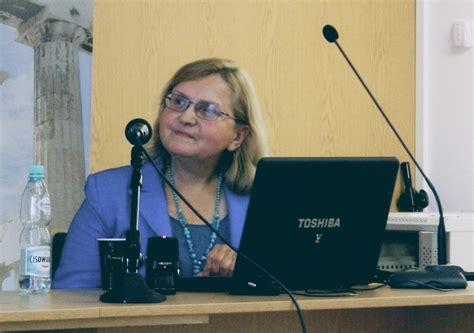 Prof Maria Dorota Majewska To Eksperyment Podyktowany Celami