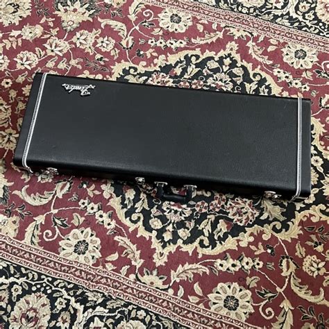 Fender Hard Case For Telecasterstratocaster Guitars Pre Owned