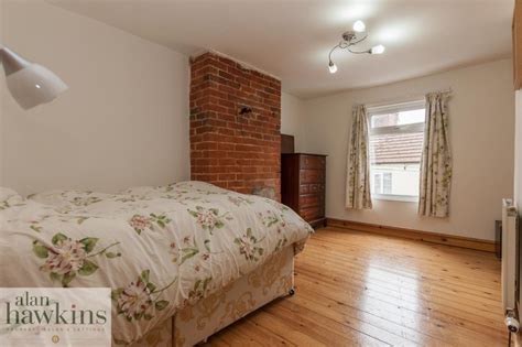 Wood Street Royal Wootton Bassett Sn4 7 Alan Hawkins