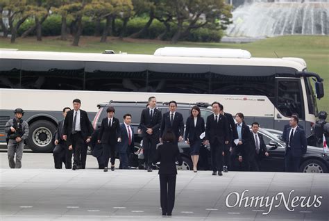기시다 총리 부부 국립현충원 참배 오마이뉴스