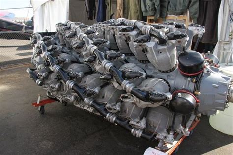 This Looks Like Two Pratt And Whitney R 4360 Wasp Majors 星型エンジン エンジン