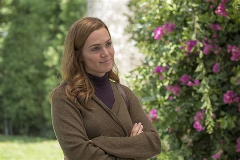 This Is Us Theories About What Happens To Rebecca Popsugar Entertainment
