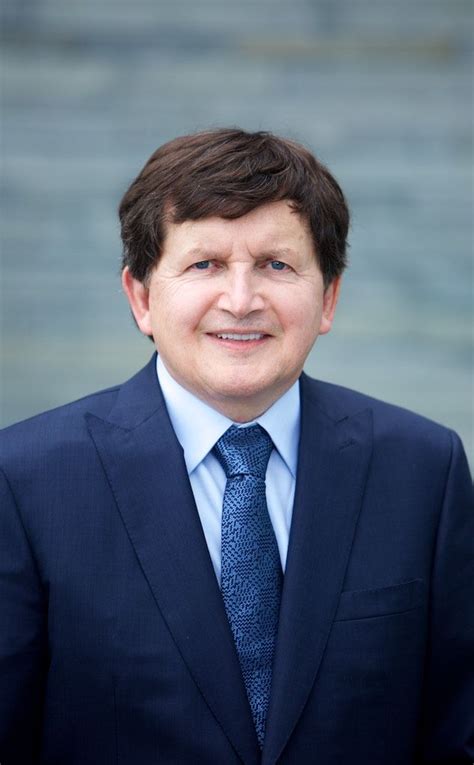 Charles Simonyi Headshot Chm
