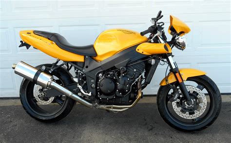2005 TRIUMPH SPEED FOUR EXCELLENT CONDITION NAKED SPORT BIKE CAFE
