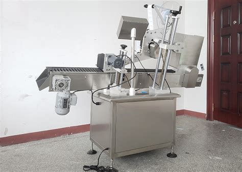 Adhesive Label Applicator Machine Automatic Horizontal Labeling Machine