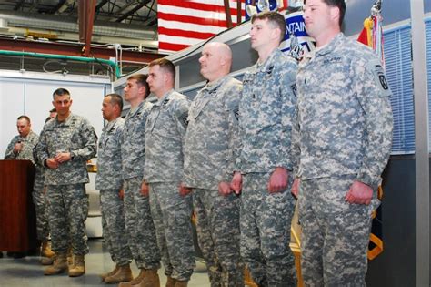 Aviators Receive Valor Awards For Distinguished Actions In Afghanistan