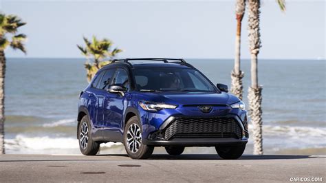Toyota Corolla Cross Hybrid MY SE Color Blue Crush Metallic Front Three Quarter