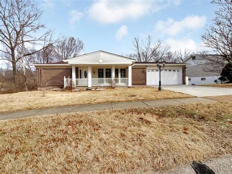 4608 Lodgewood Ln Saint Louis Mo 63128 See Est Value Schools And More