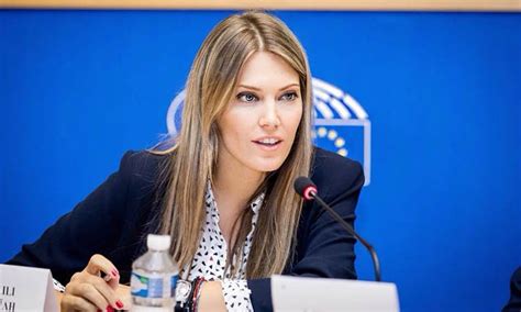10 Most Beautiful Female Politicians In The World