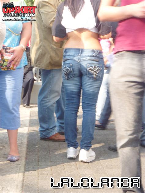 Real Amateur Public Candid Upskirt Picture Sex Gallery Smiling Babe