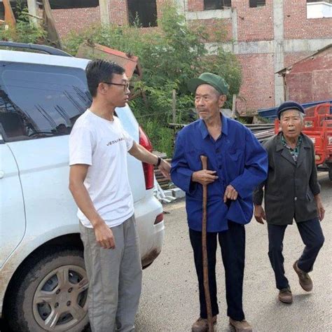巧家这个“好支书”带领贫困村华丽蜕变蔡光荣