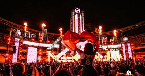 2018 스펙트럼 댄스 뮤직 페스티벌 6만 글로벌 음악 팬들 호응 속 성료