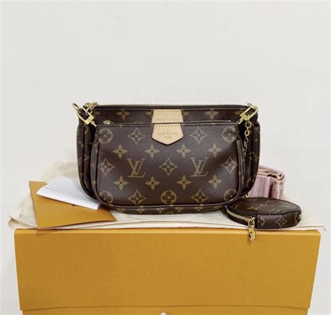 五合一Lv大全套 RETRO WHOLESALE WAREHOUSE