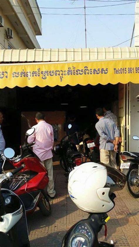 ប្លន់អ្នកលក់ពូក ទាំងព្រឹកនៅឫស្សីកែវ យកលុយជាង៦ពាន់ដុល្លារ និងគ្រឿងអលង្ការមួយចំនួន មានវីឌីអូ