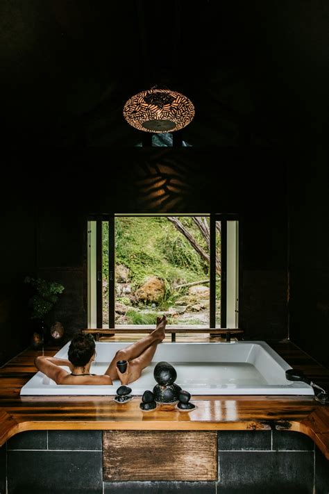 Private Hot Springs Bathing Mornington Peninsula — Phs