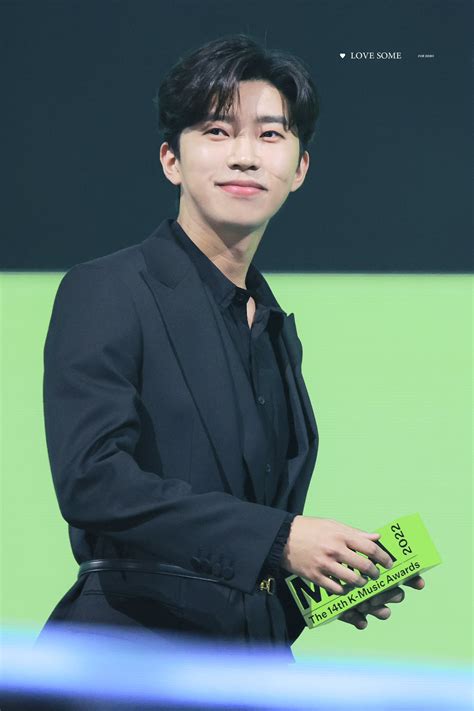 𝑴𝑬 on Twitter 어떡해 이 사진 넘 조아 ヽ ε ノ 이 날은 내 기억 속에 영원히