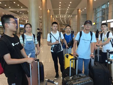 南昌民德学校：十中领导教师节问候之奋武扬威周卓涛