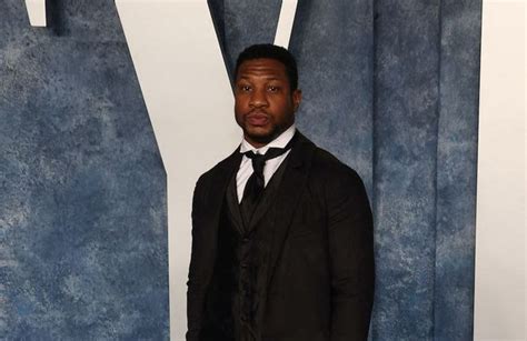 Jonathan Majors Soupçonné Dagression Ces Messages Qui Pourraient