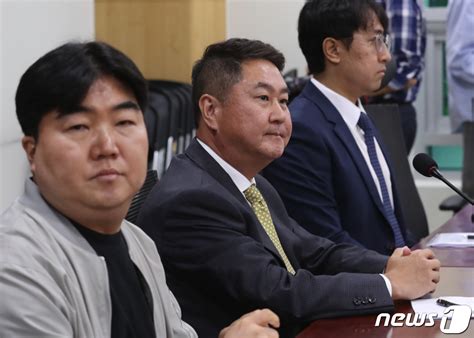 코인게이트 진상조사단 회의 참석한 이석우 업비트 대표 네이트 뉴스